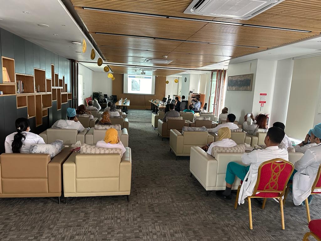 Breakfast meeting by Dr Habara at United Hospital Dhaka, Bangladesh on ...